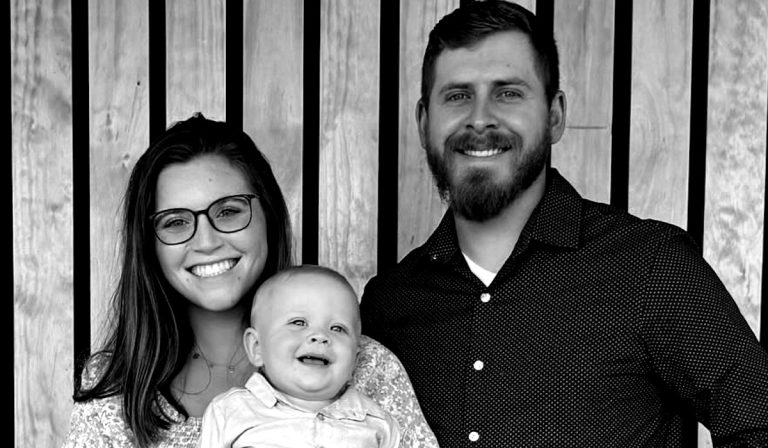 Duggar News: Joy Anna Moved To LA?! What About Her Husband & Kids? - TV ...