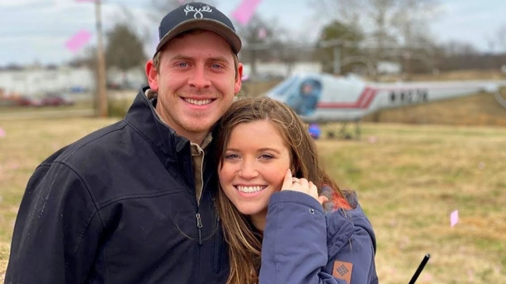 Duggar News: Where Will Joy-Anna & Austin Live After Selling Their ...