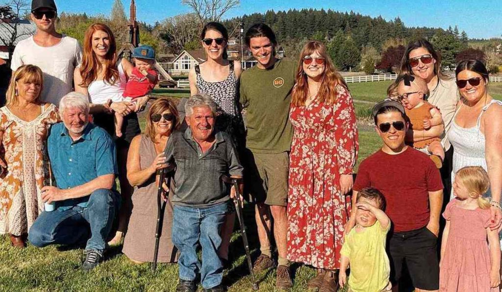 Little People Big World Star Comes Out Of The Closet 6 Years After ...