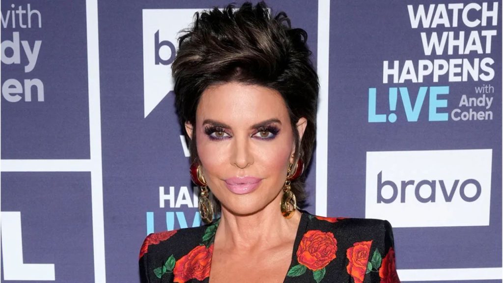 RHOBH: Lisa Rinna Spills New Secrets About The Amsterdam Dinner In Controversial Podcast! - TV ...