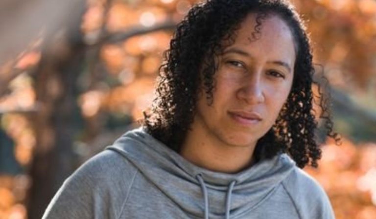 90 Day Fiance: [Grifter Alert] Chantel & Ashley Asking Fans For Gifts ...