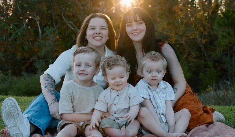 Alaskan Bush People: Raiven Shares Joyful Family Photos With Her ...
